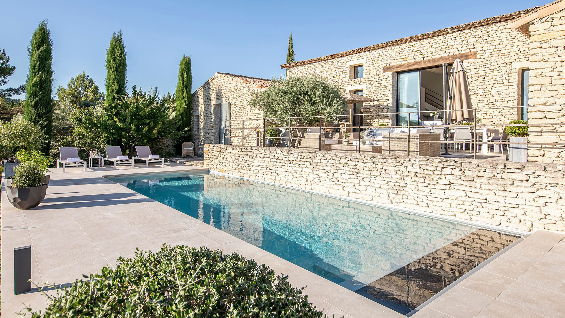 EVERBLUE piscinier à Angoulême, votre pisciniste à Angoulême